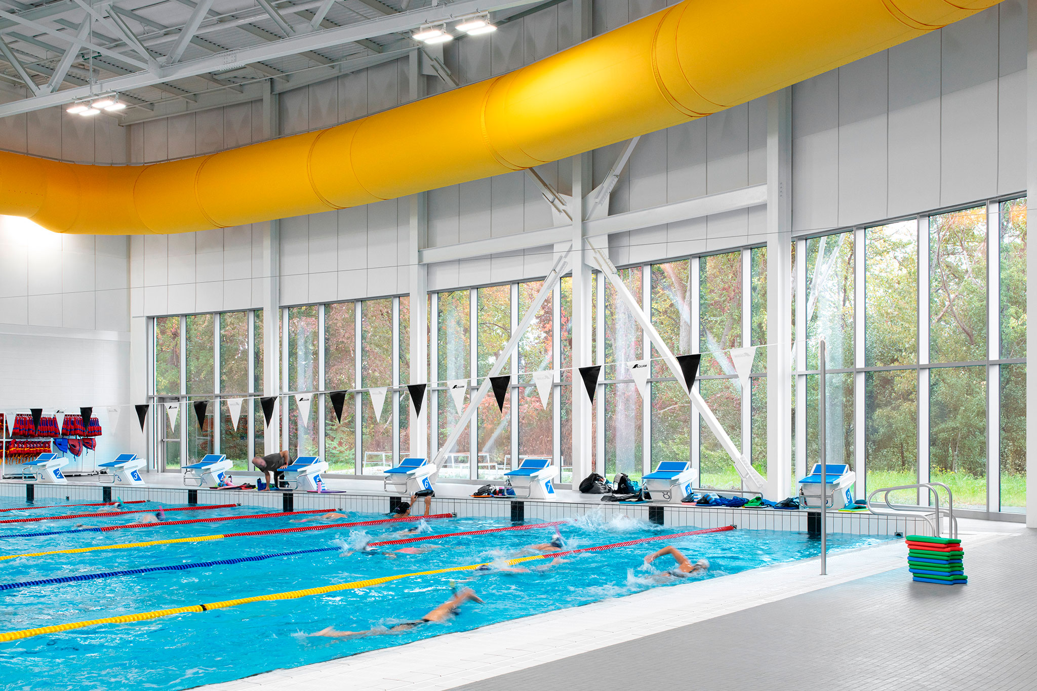 Vanguard and colour. Laval’s Aquatic Complex by Sid Lee Architecture ...