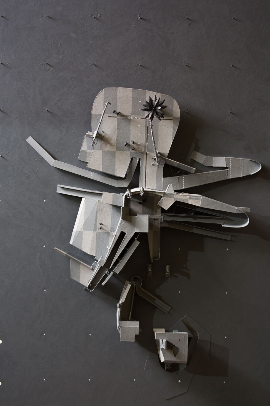 Bryan Cantley. Dirty Geometries + Mechanical Imperfections | METALOCUS