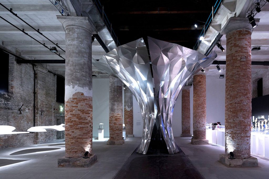 "ARUM SHELL" by Zaha Hadid at the Venice Biennale | METALOCUS