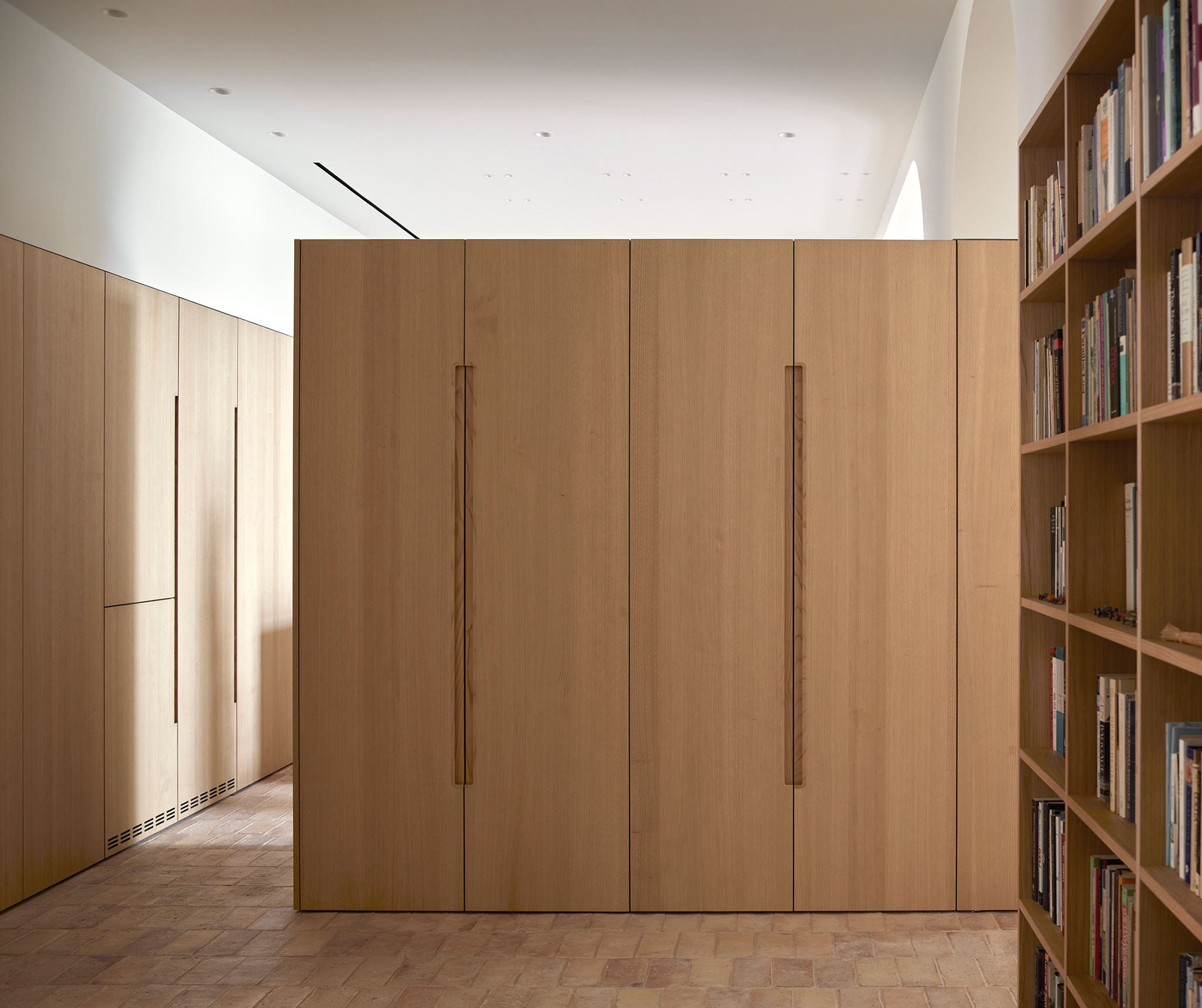Respectful and welcoming reform. GOB17 by DG Arquitecto and Gosende ...