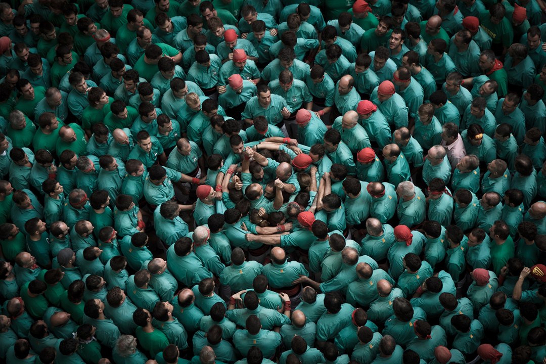 CASTELLS. Human towers | METALOCUS