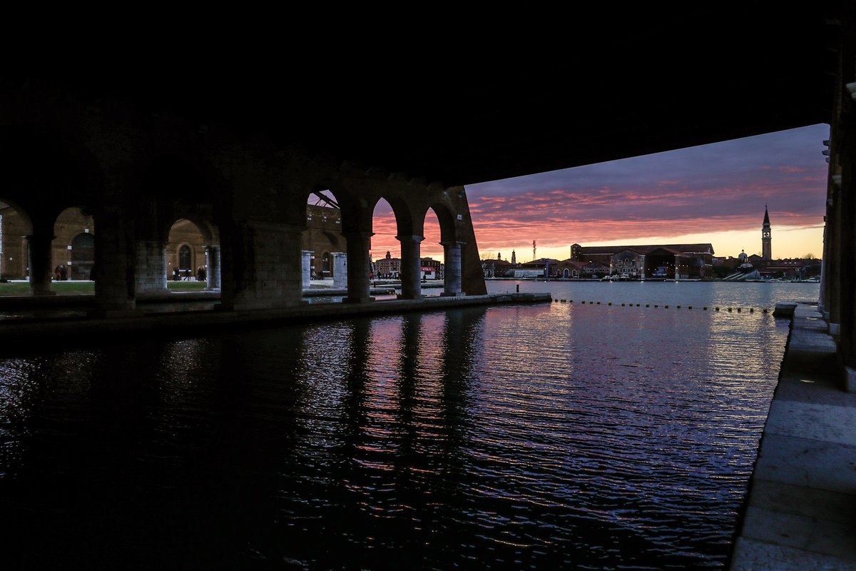 La Bienal de Venecia publica una lista con 13 eventos colaterales ...