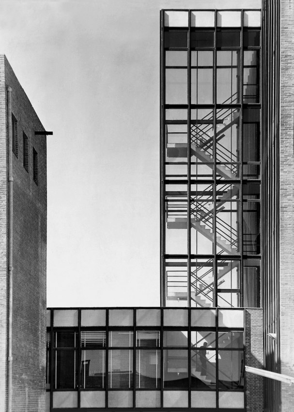 Genaro Alas, architect of essentials and abstraction | The Strength of ...