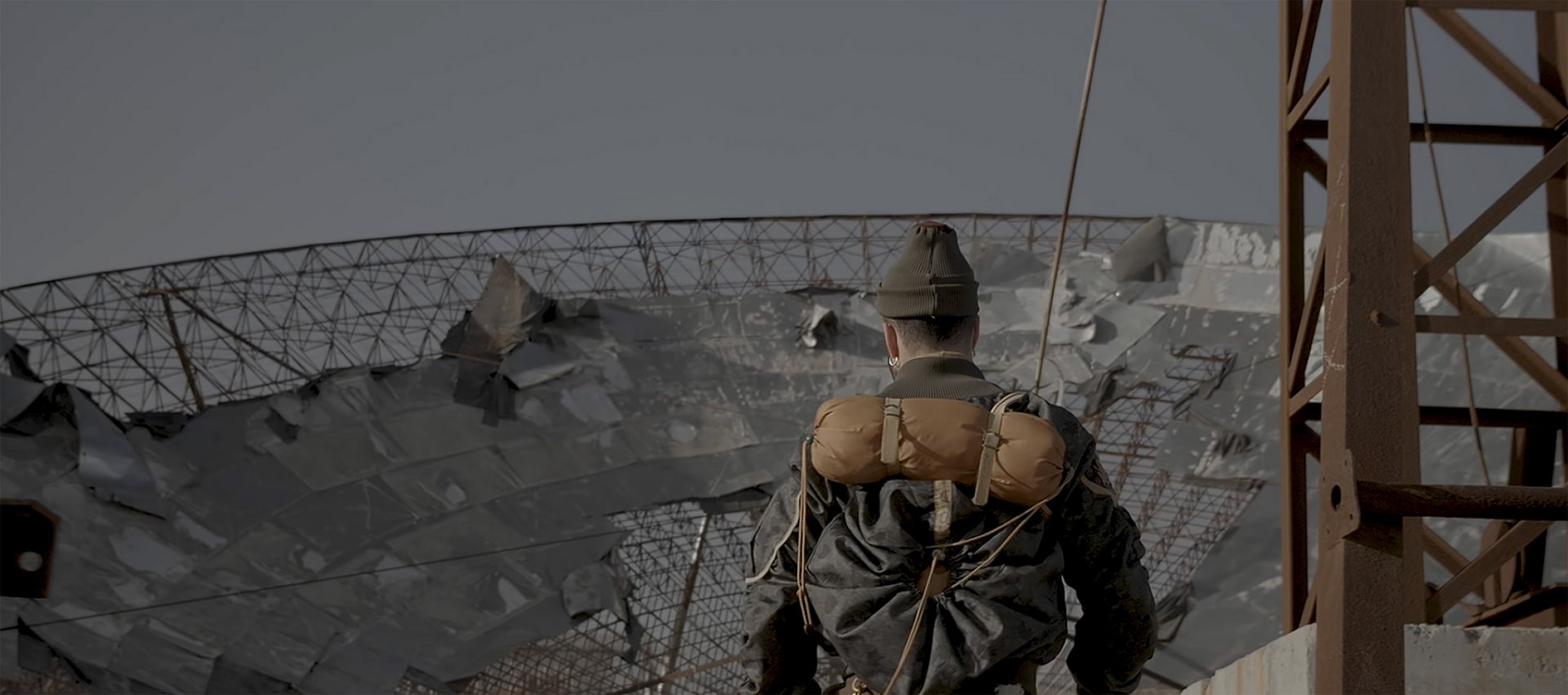 Criticism of the tourist overcrowding on the island of Tenerife. Bouvet ...