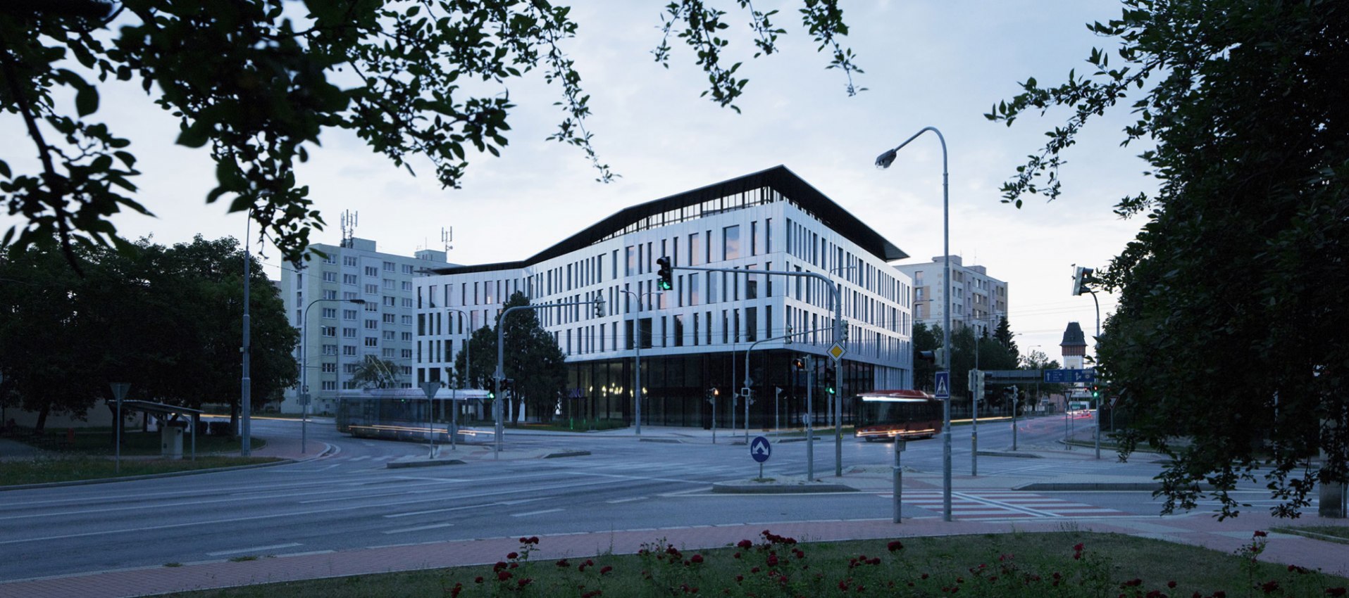 Articulating the city. PIANO Office Center by CMC Architects | The ...