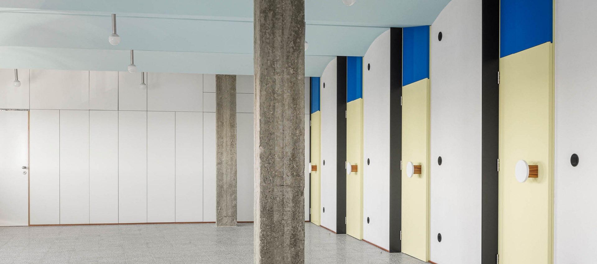 A very different kind of office refurbishment. Dim Cloud by Fala ...