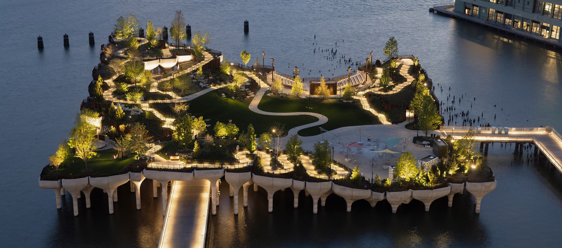 Heatherwick's €212 Million park, a new landscape floating on the Hudson ...