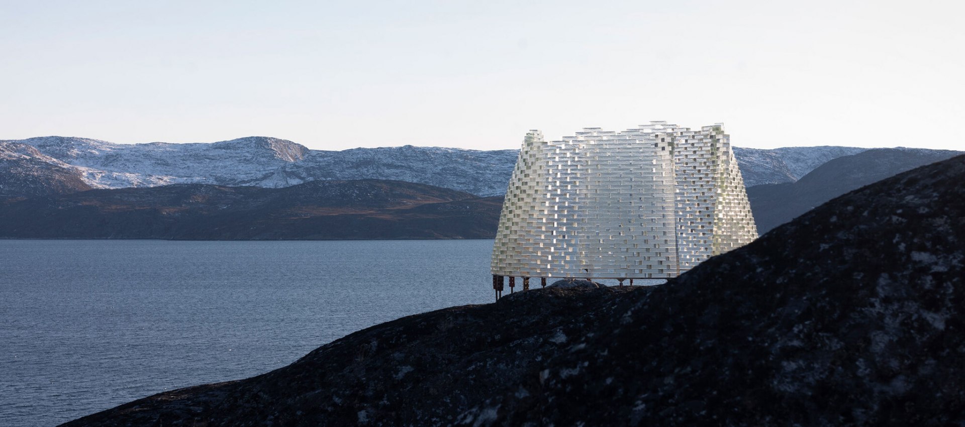 A landmark in the landscape. Qaammat pavilion by Konstantin Arkitekter ...