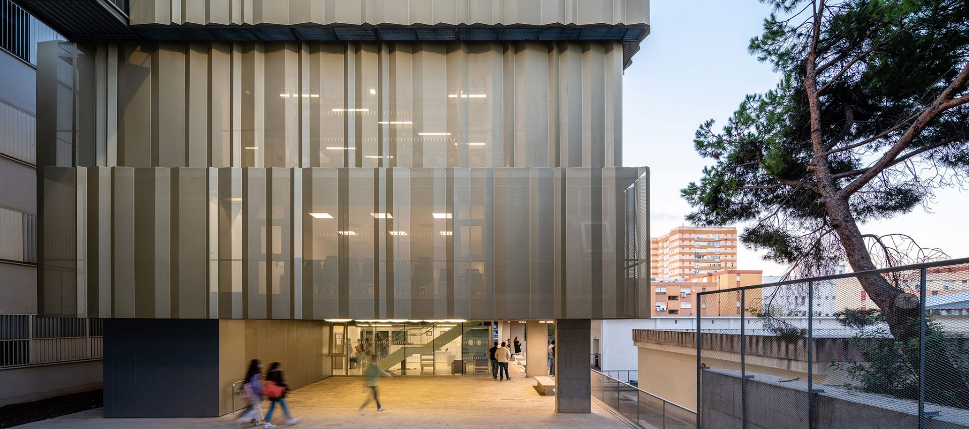 Reversible architecture. Library of the Algeciras Bay Campus of the ...