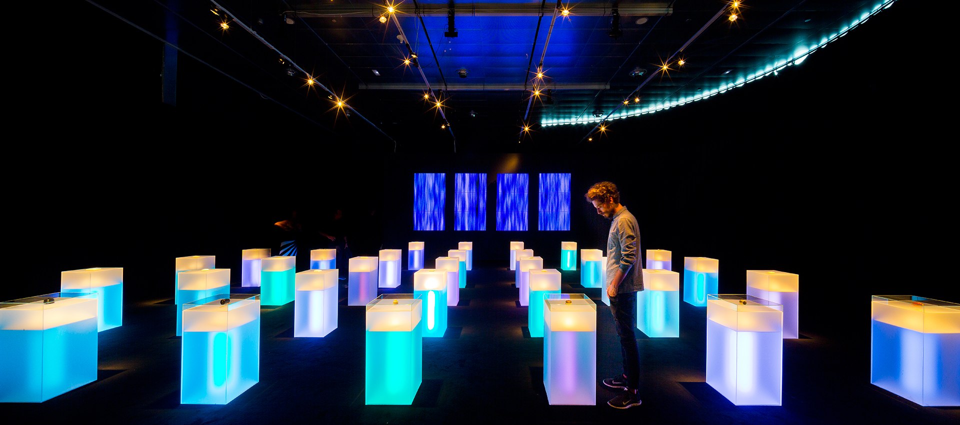 Interfaces. 100 years of design in Simon | The Strength of Architecture ...