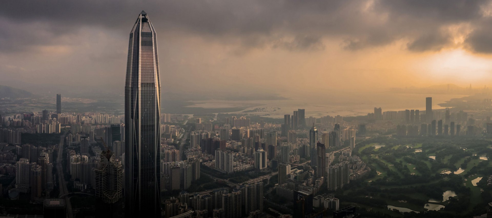 Ping An Finance Centre by KPF, 599m skyscraper is fourth tallest in the ...