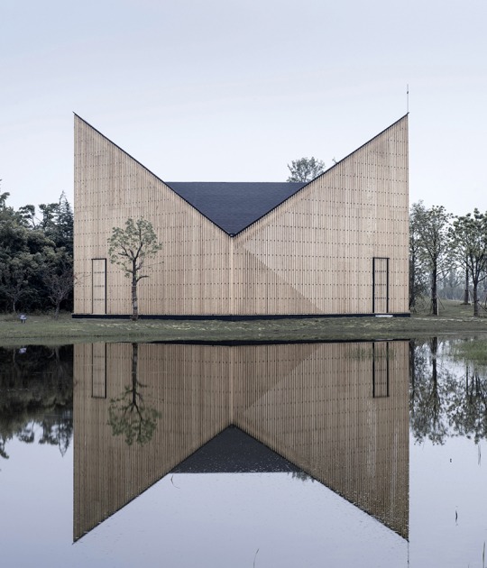 Ribbon chapel by Hiroshi Nakamura and NAP Architects | METALOCUS