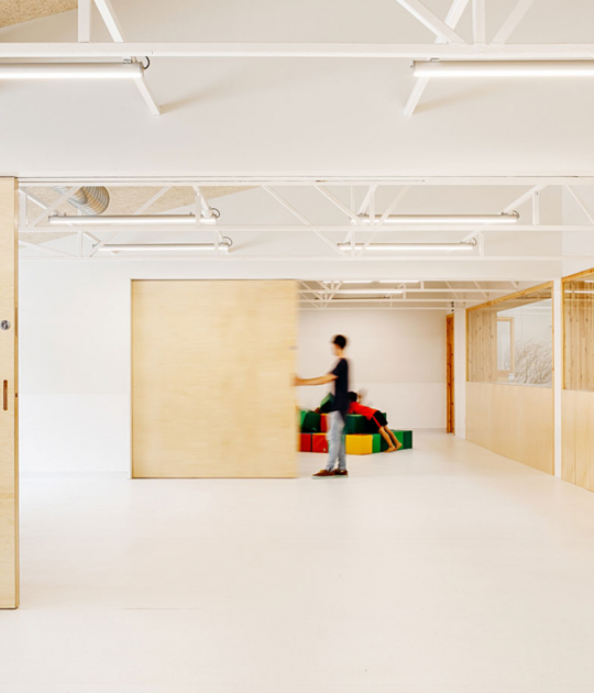New lobby in the federal building Peter W. Rodino by DCM Architecture ...