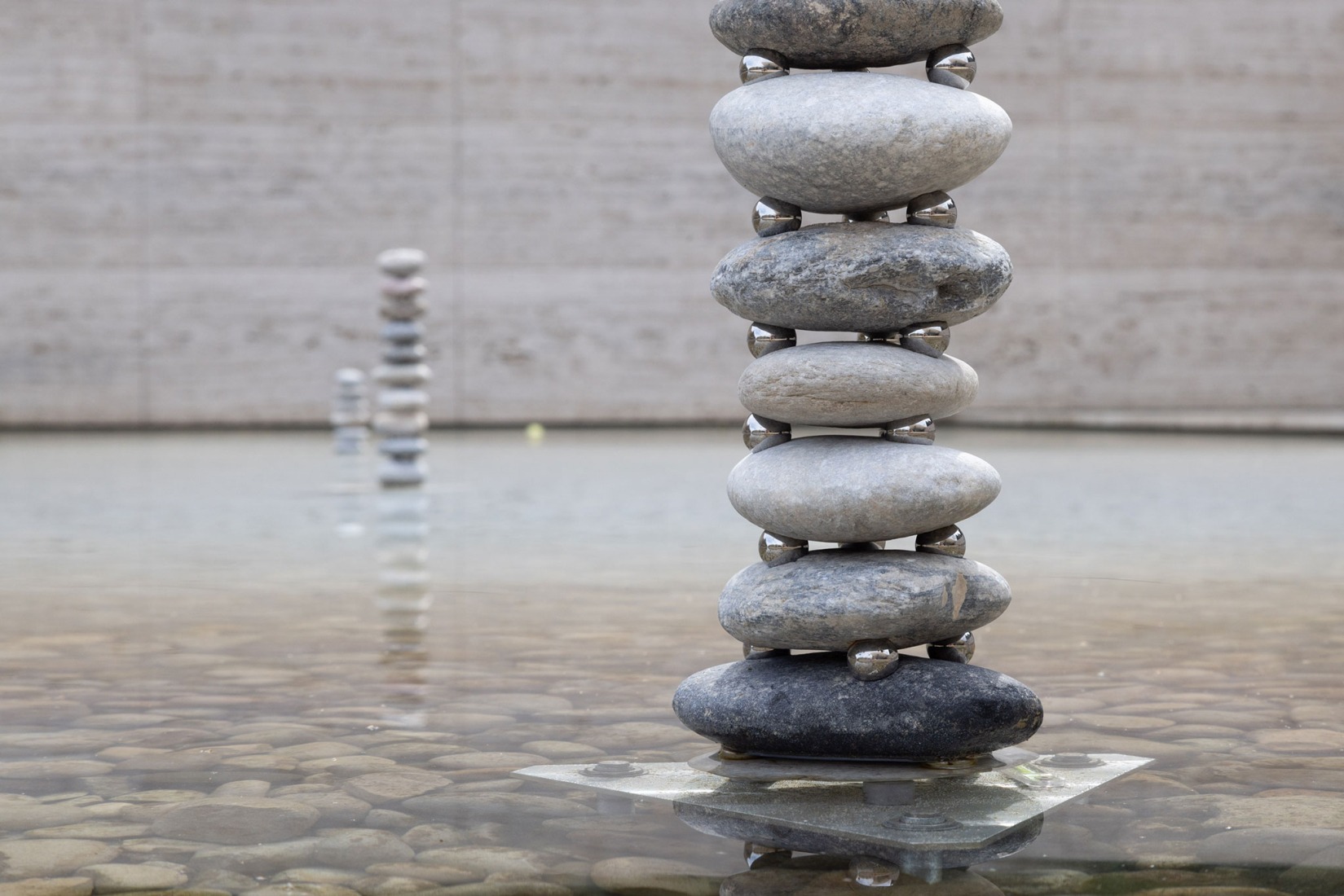 "In(visible) Energy". Experimental platform for reflecting on the forms ...