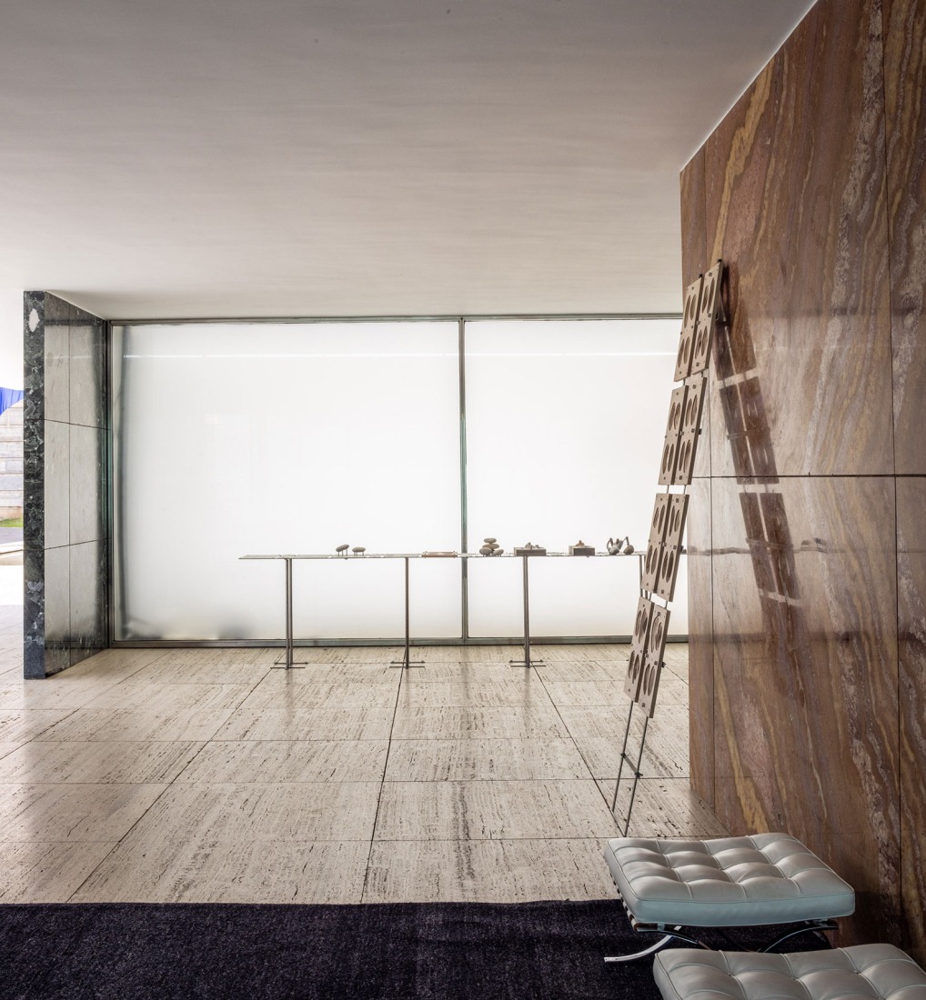 "In(visible) Energy". Experimental platform for reflecting on the forms ...