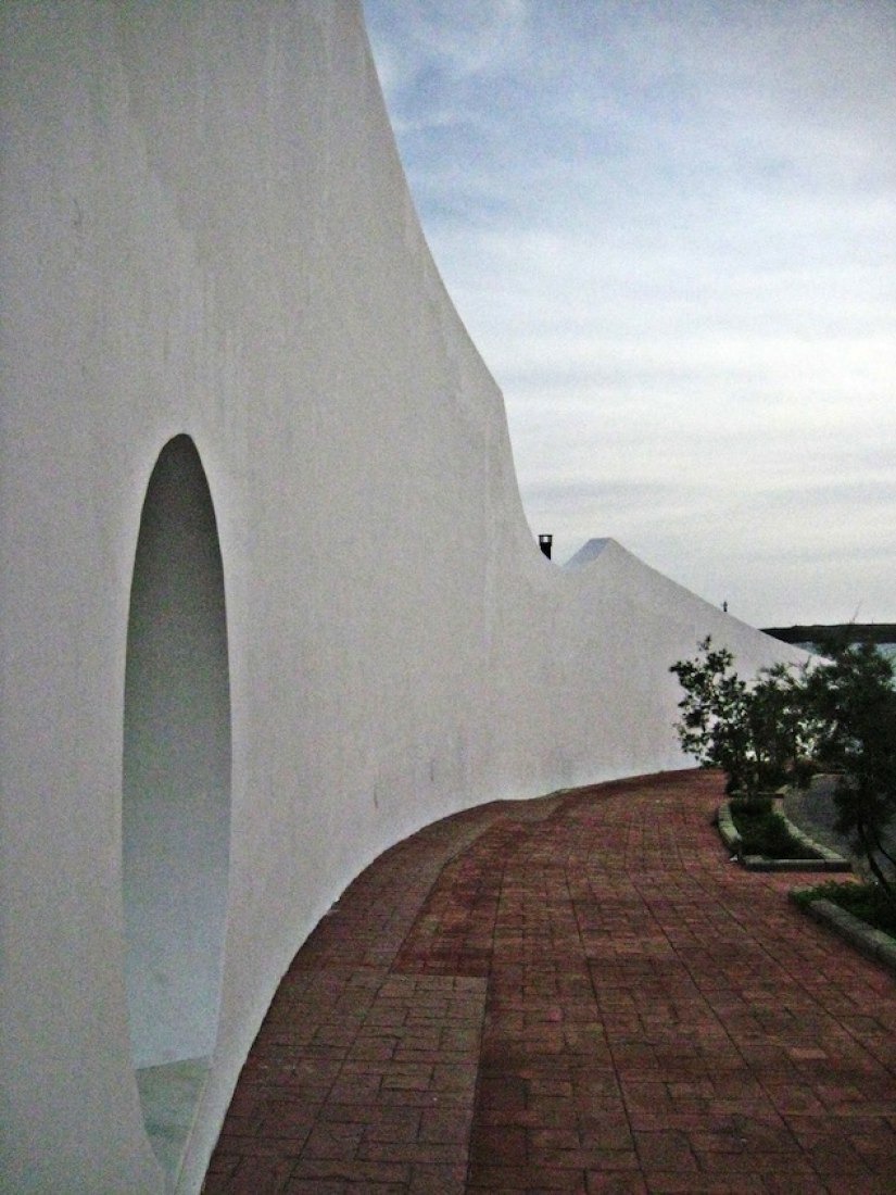 Herzog's house in Tenerife | The Strength of Architecture | From 1998