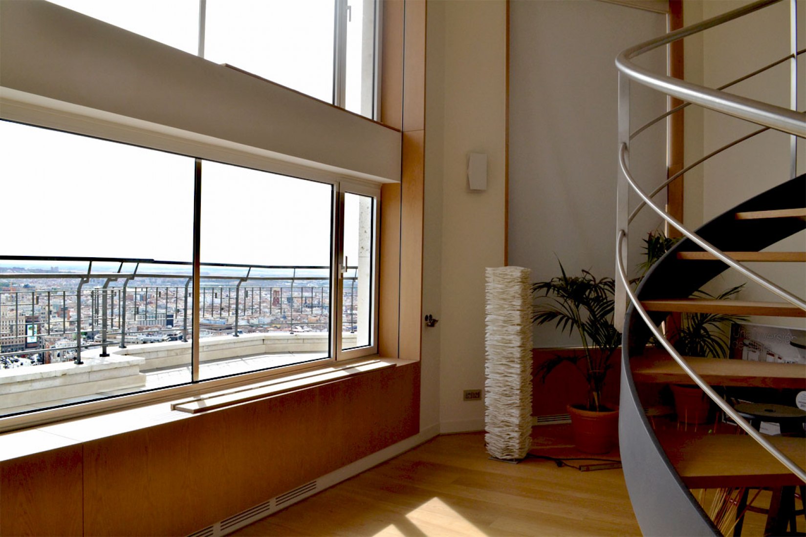 Ático en Torre de Madrid | Sobre Arquitectura y más | Desde 1998