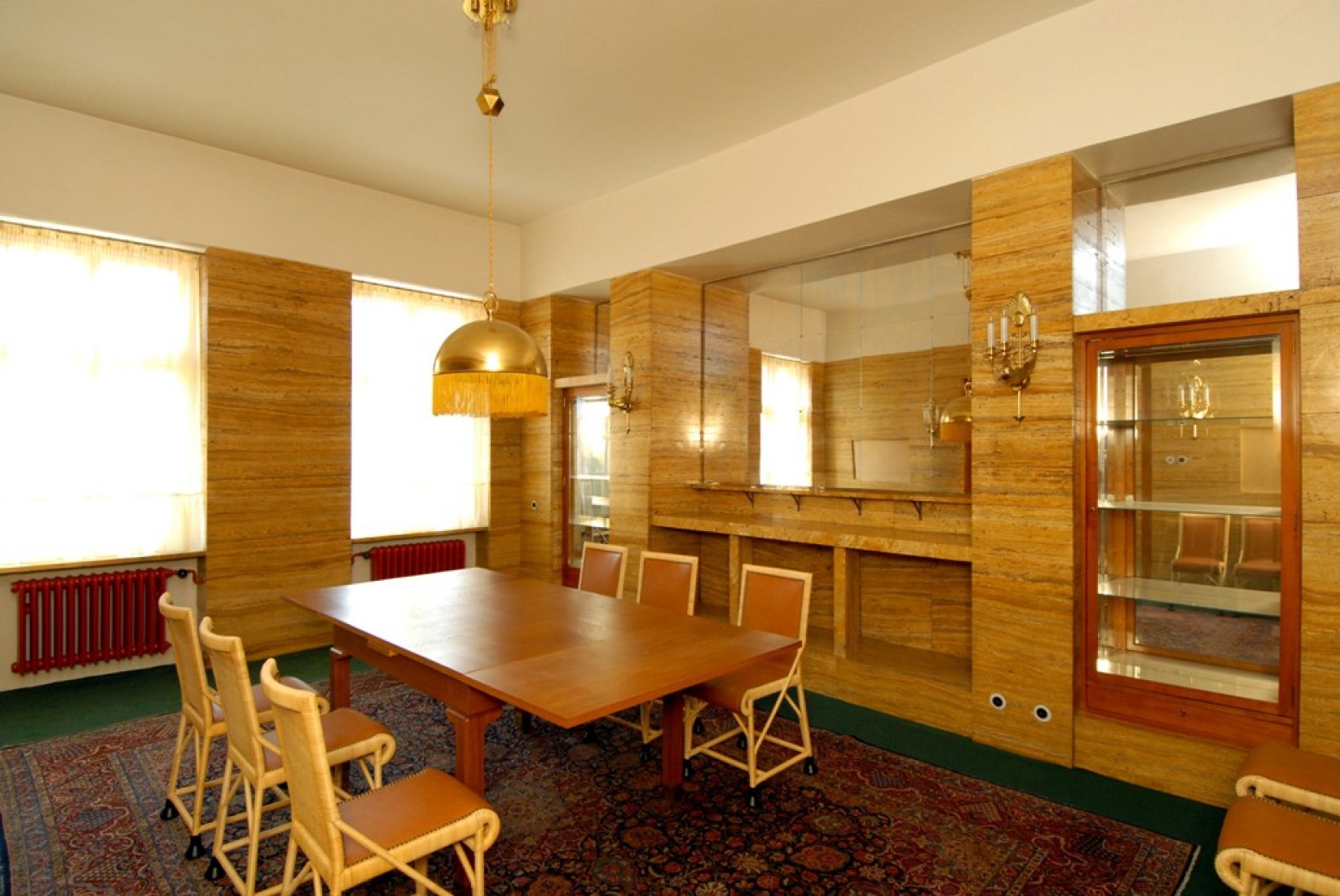 Abren al público tres interiores restaurados de Adolf Loos | Sobre ...