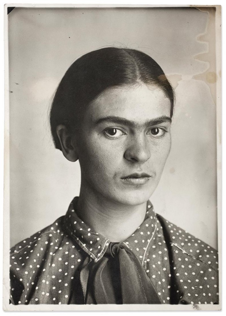 Frida Kahlo – Sus fotografías | Sobre Arquitectura y más | Desde 1998