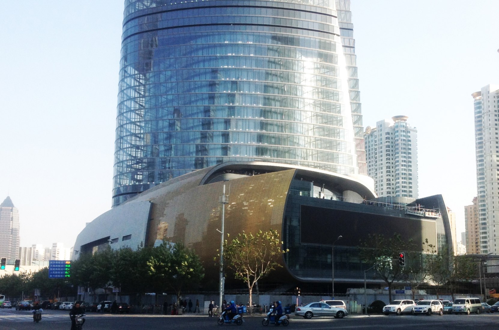 La Torre Shanghai en su fase final de construcción | Sobre Arquitectura ...
