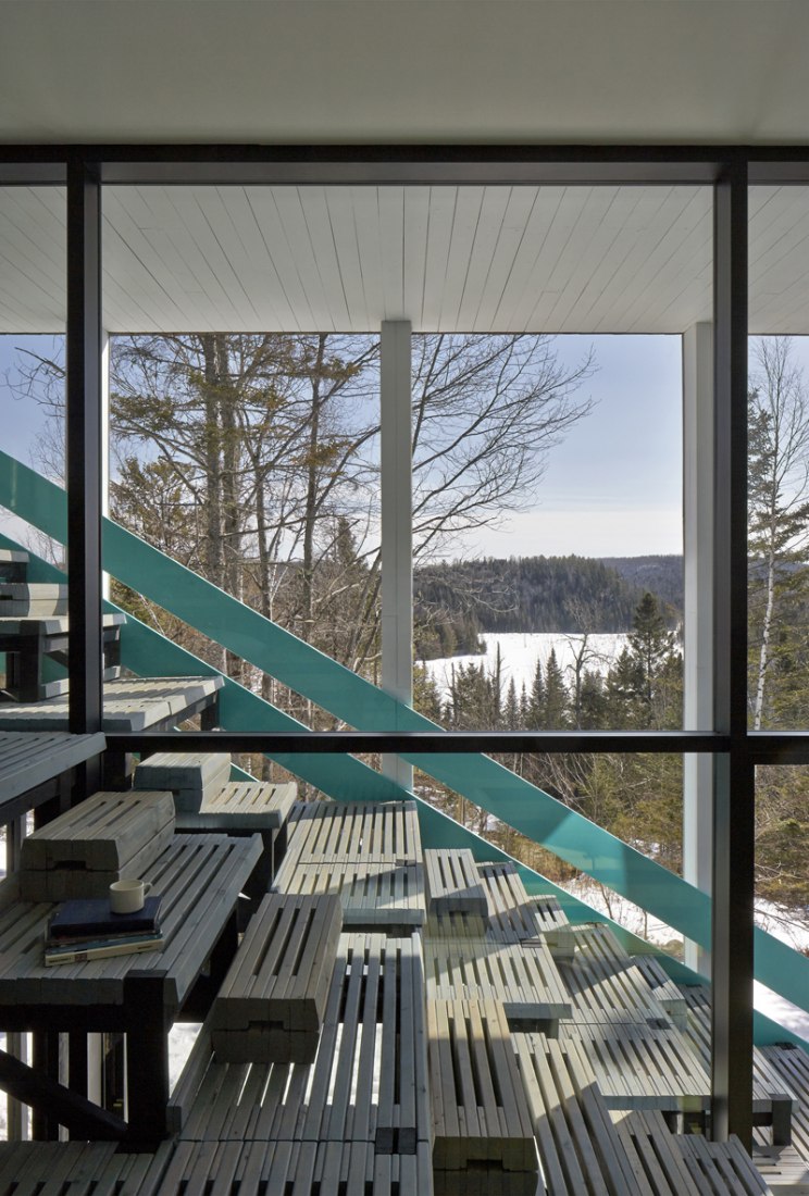 Looking at the forest. Lake Jasper House by Architecturama | The ...