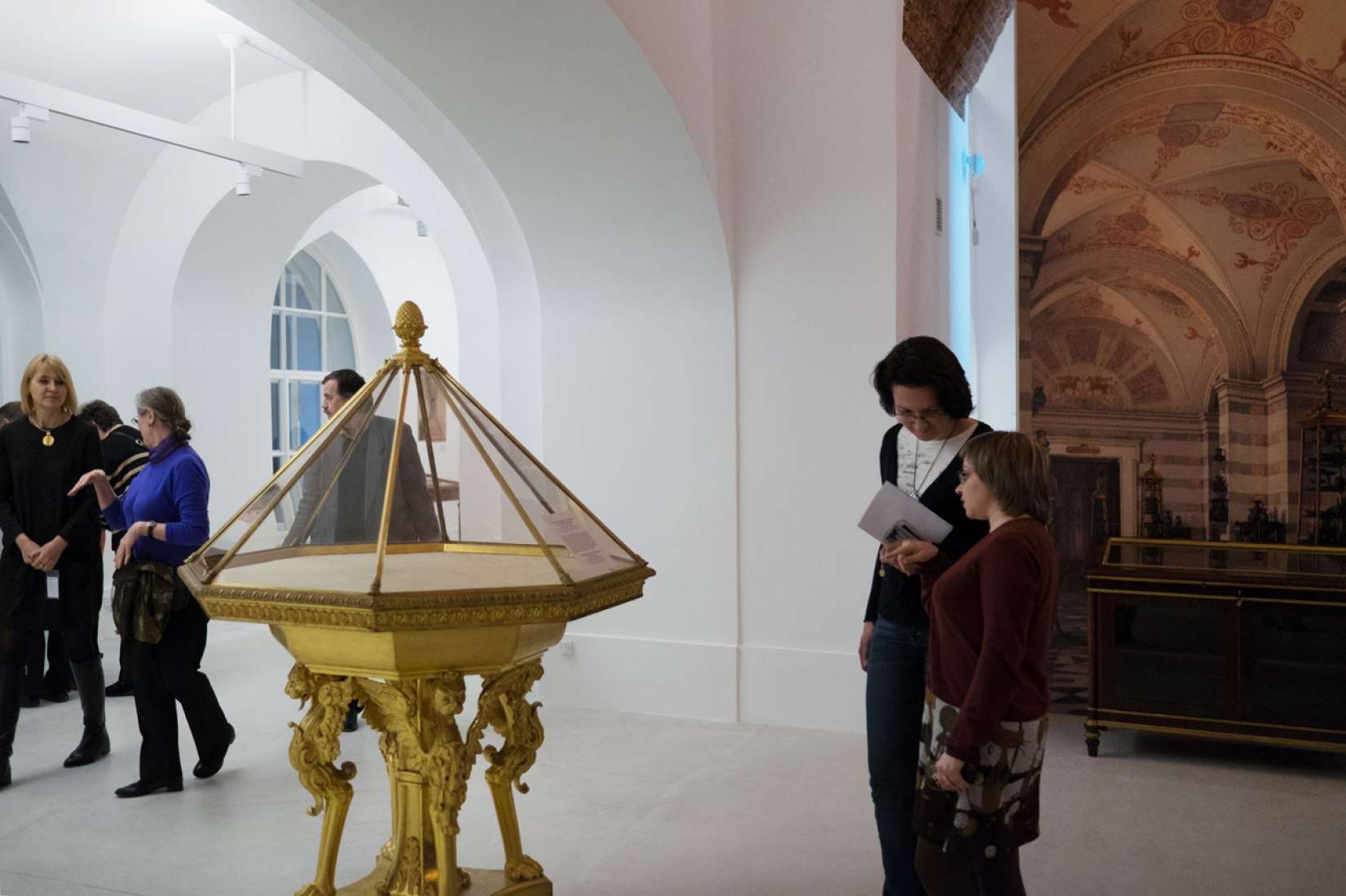 "Display of Displays", exposición en el Hermitage por OMA | Sobre ...