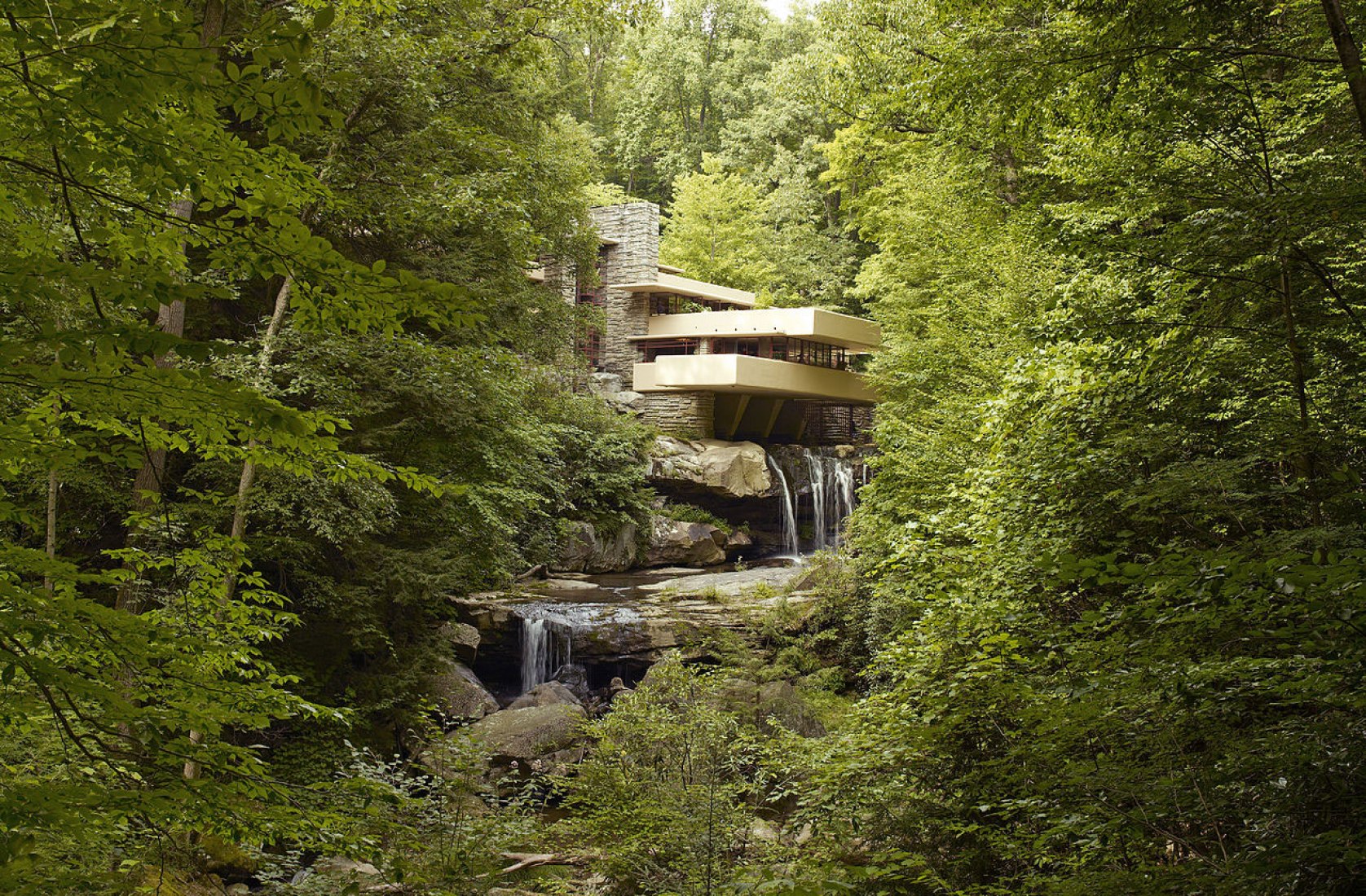 80 years of Fallingwater, by Frank Lloyd Wright | The Strength of ...