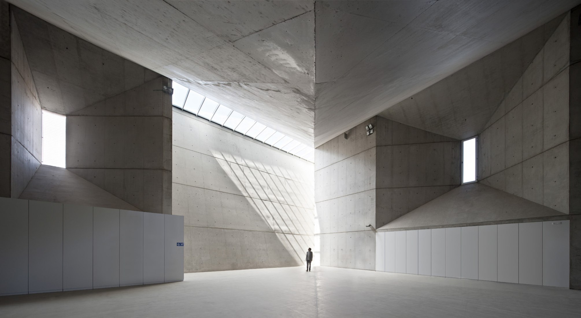 Gran Canary Arena by LLPS Architects | The Strength of Architecture ...