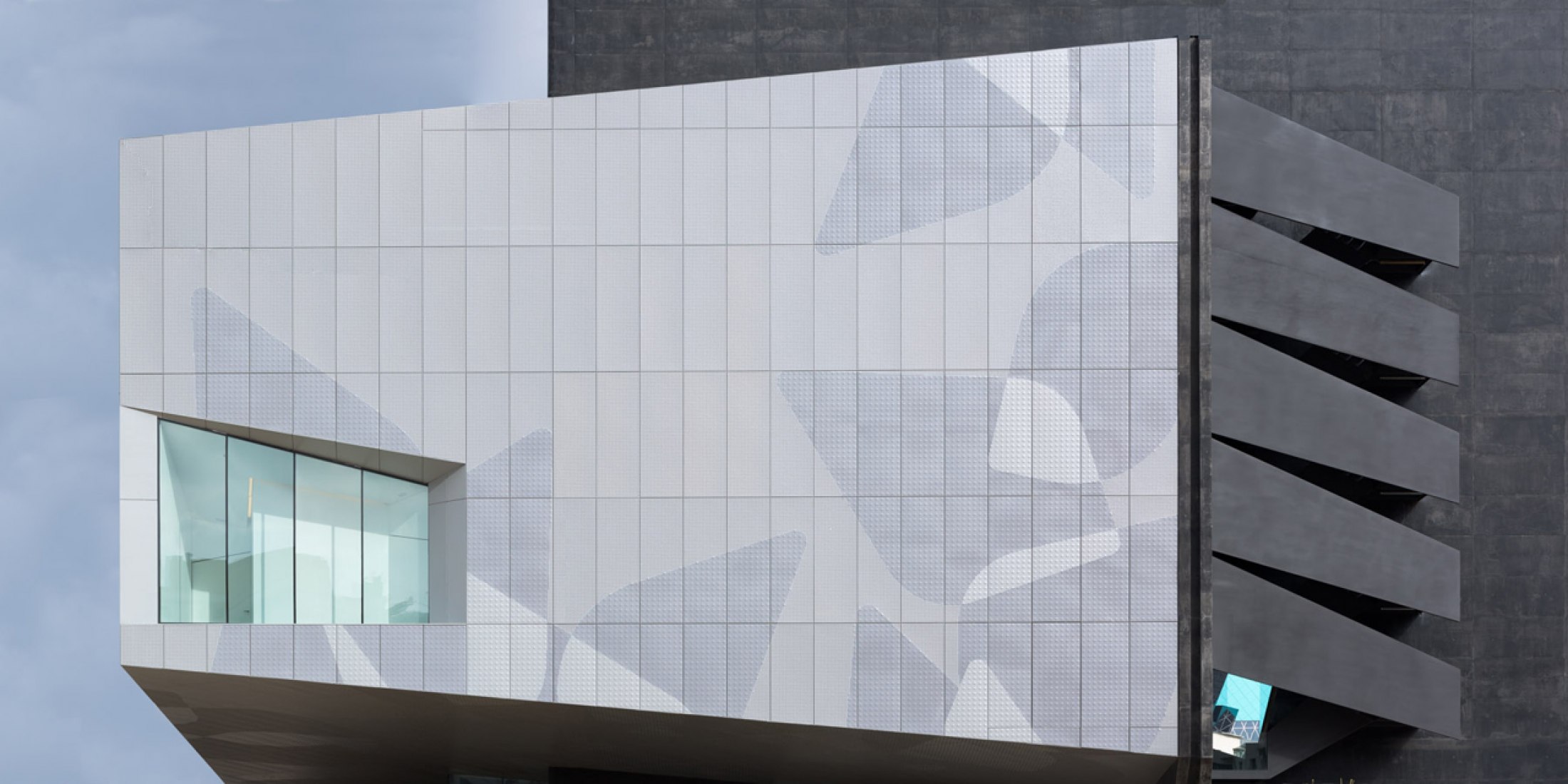 Inaugurado el Museo, Auditorio y Centro Cultural Caixaforum, Zaragoza ...