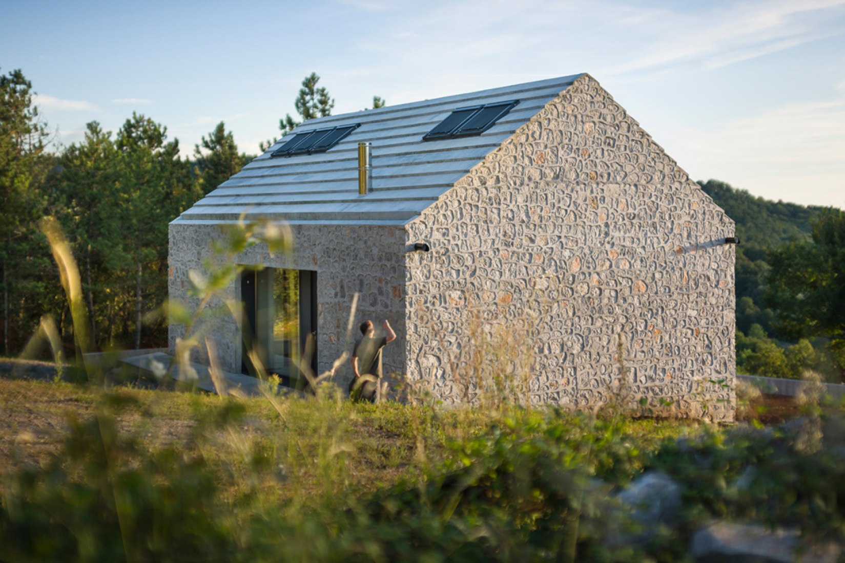 Habitat minimal. Casa Compacta en Karst | Sobre Arquitectura y más ...