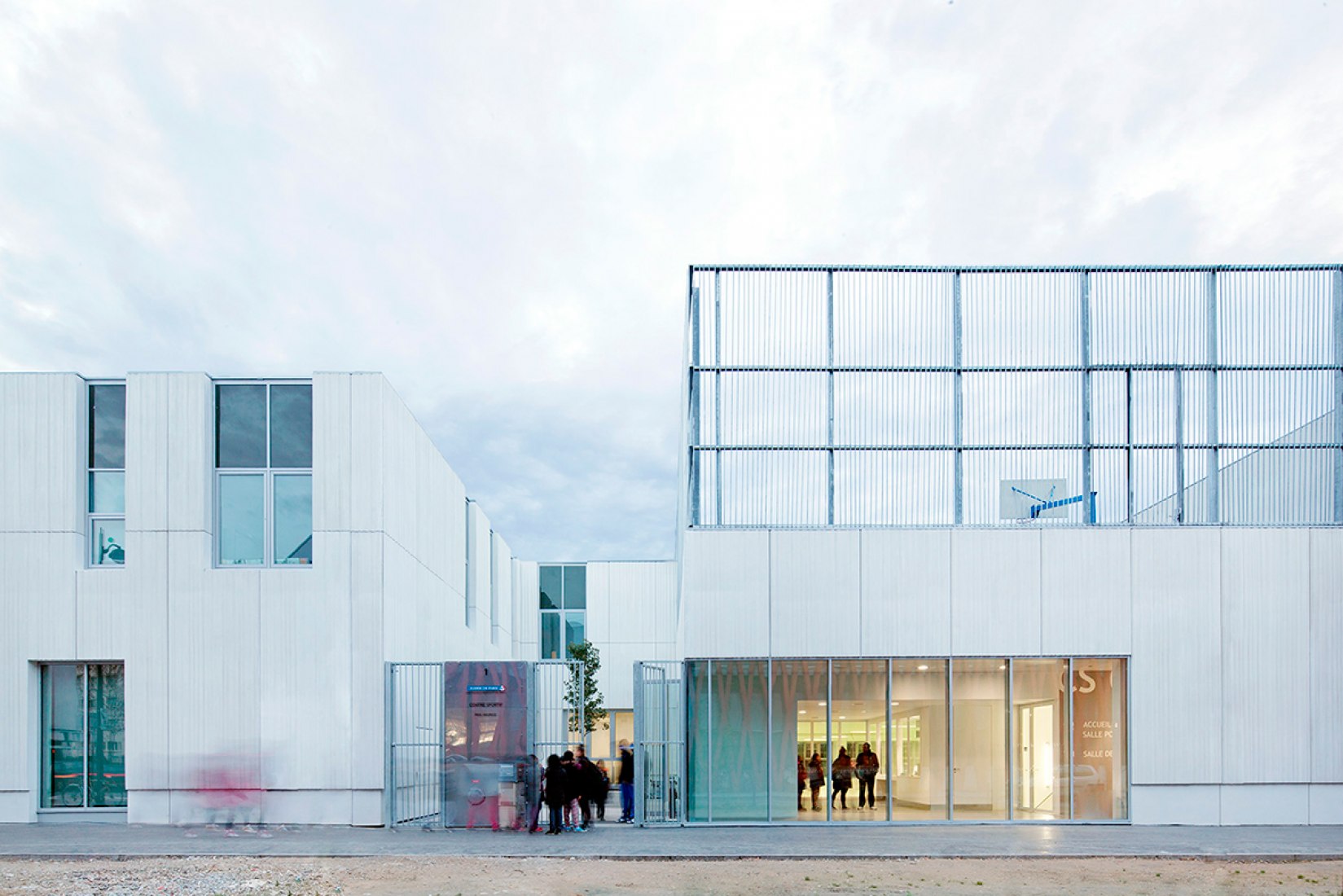Multifunctional building ZAC des Lilas by SCAPE | The Strength of ...