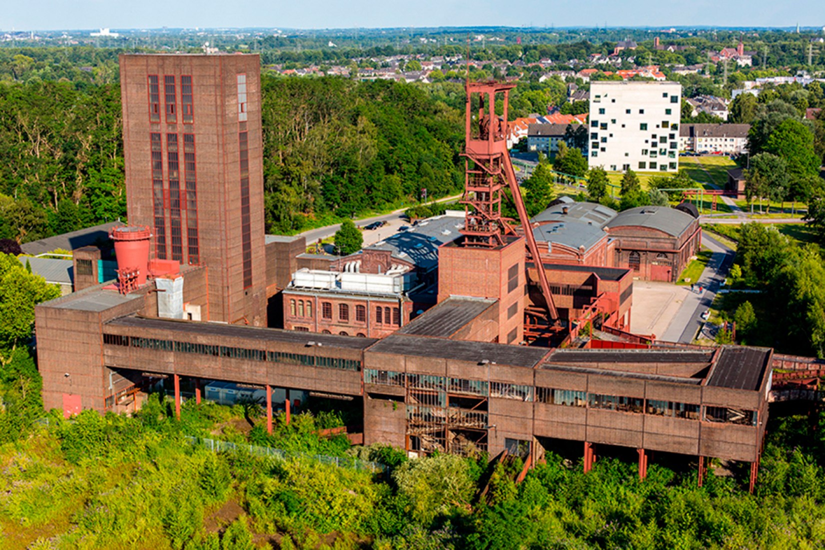 The Zollverein School of Management and Design by SANAA | The Strength ...