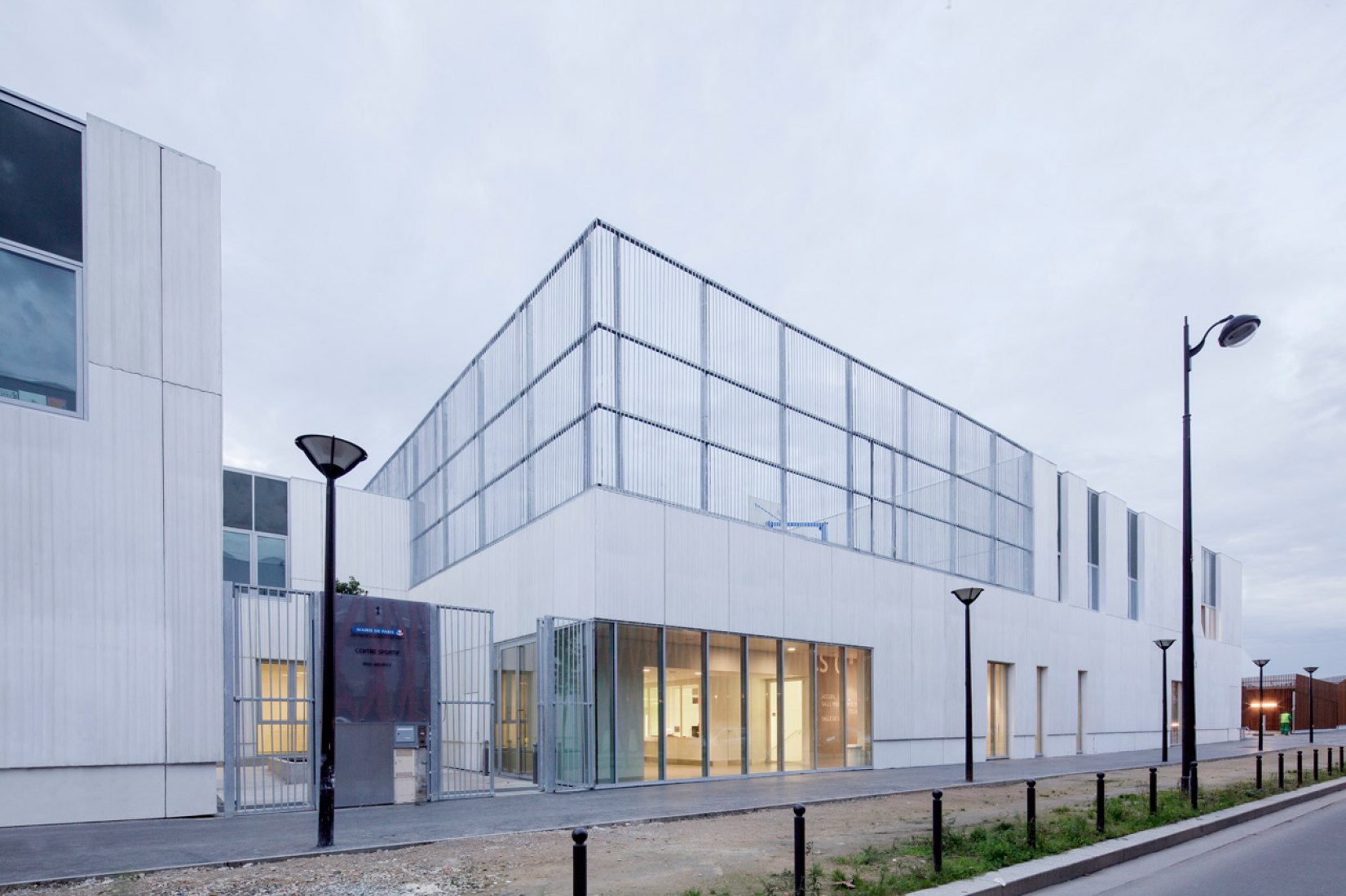 Multifunctional building ZAC des Lilas by SCAPE | The Strength of ...