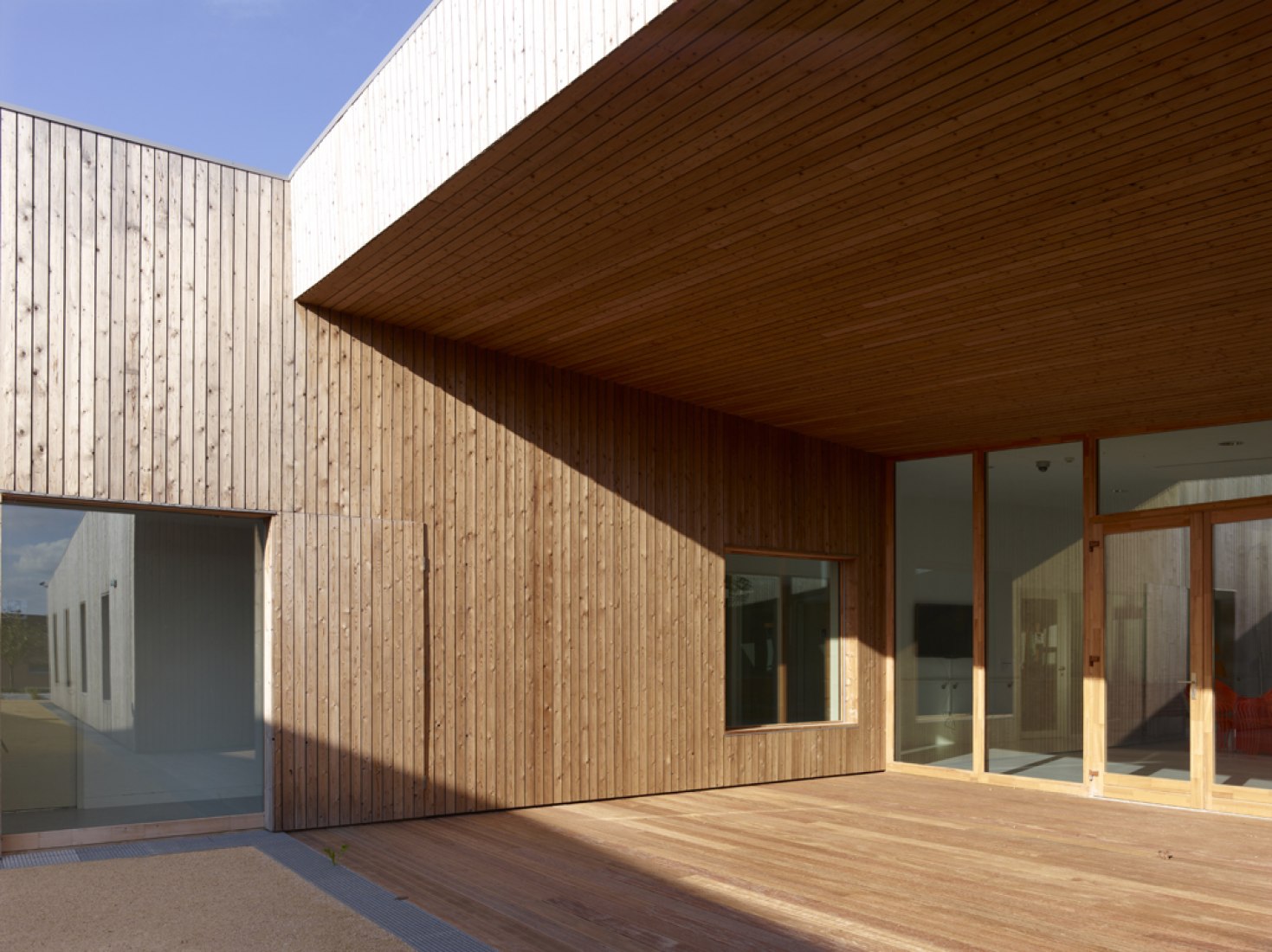 Medical care center for disabled people | The Strength of Architecture ...