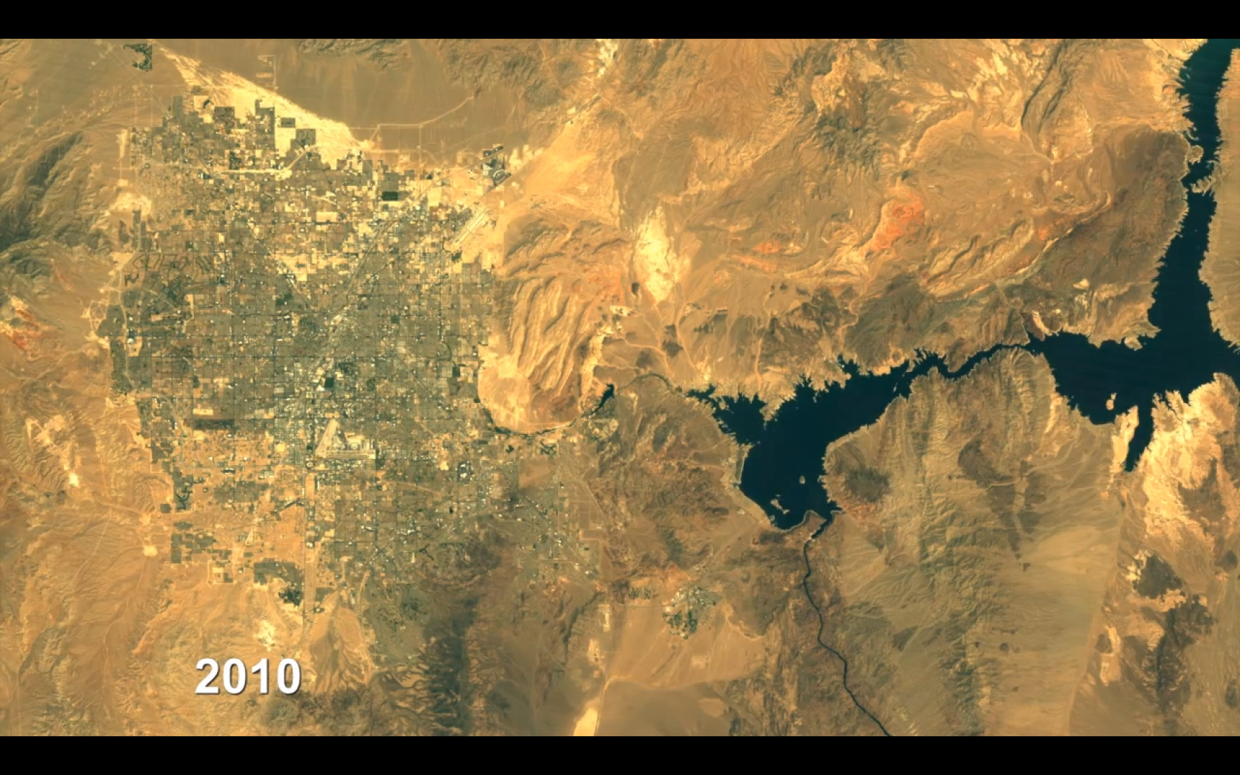 WATER. Las Vegas Urban Expansion | The Strength of Architecture | From 1998