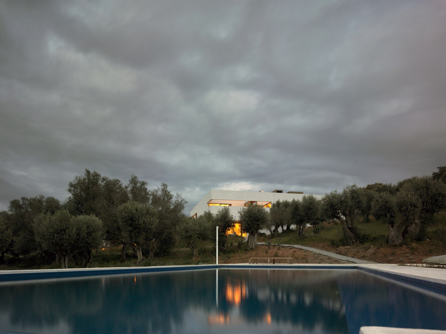 VILLA EXTRAMUROS por Vora Arquitectura | Sobre Arquitectura y más ...