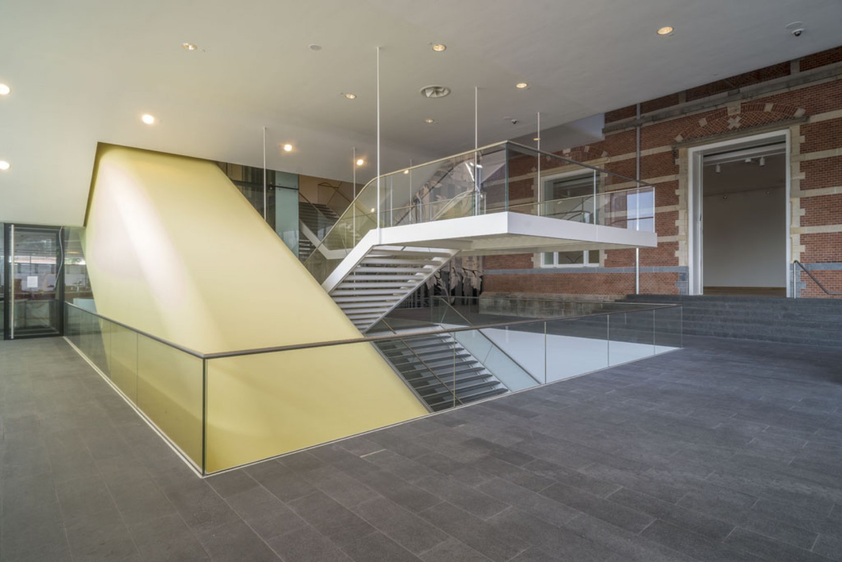 El Museo Stedelijk vuelve a abrir sus puertas. | Sobre Arquitectura y ...