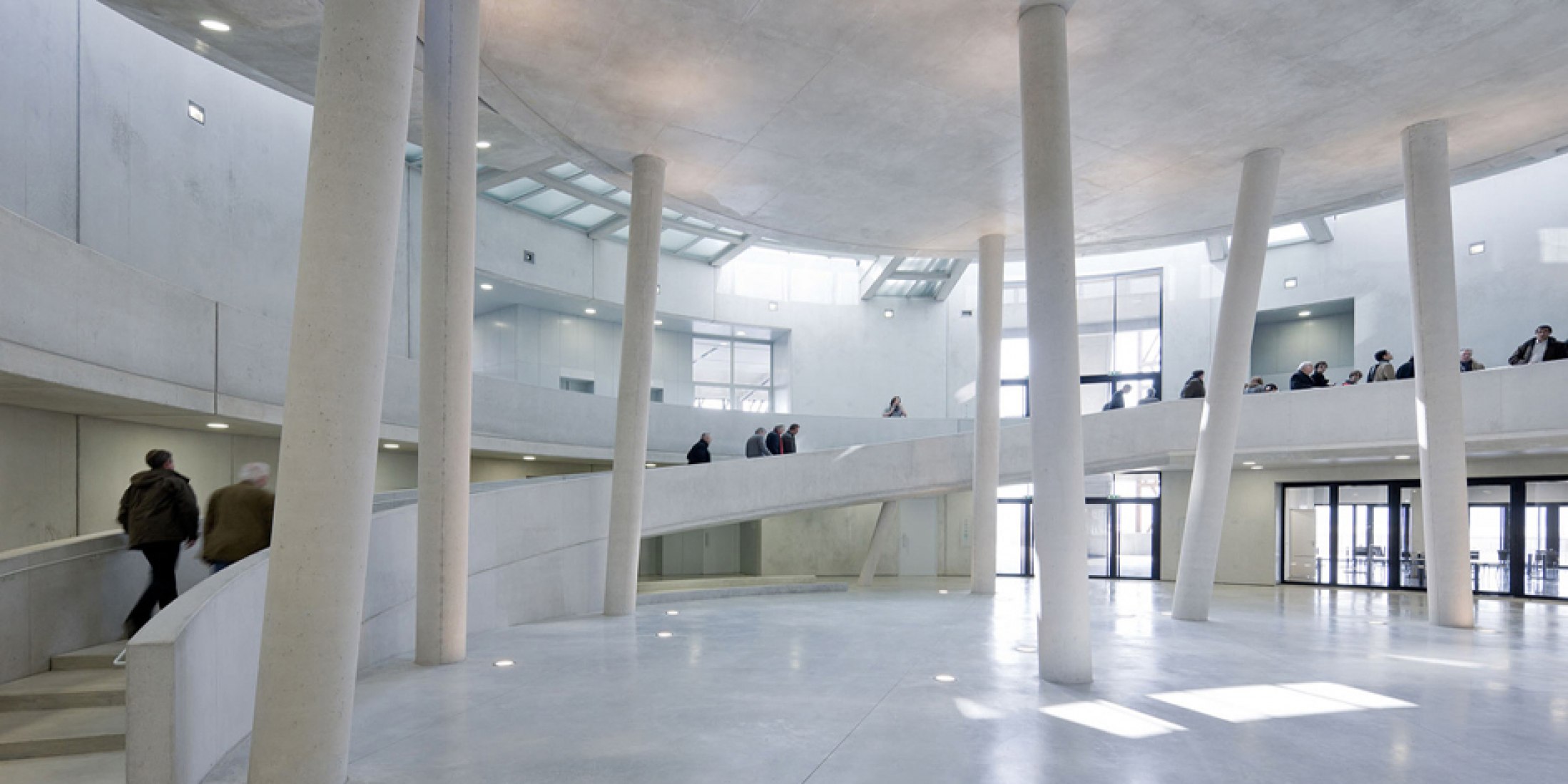 Bernard Tschumi at Barcelona | The Strength of Architecture | From 1998