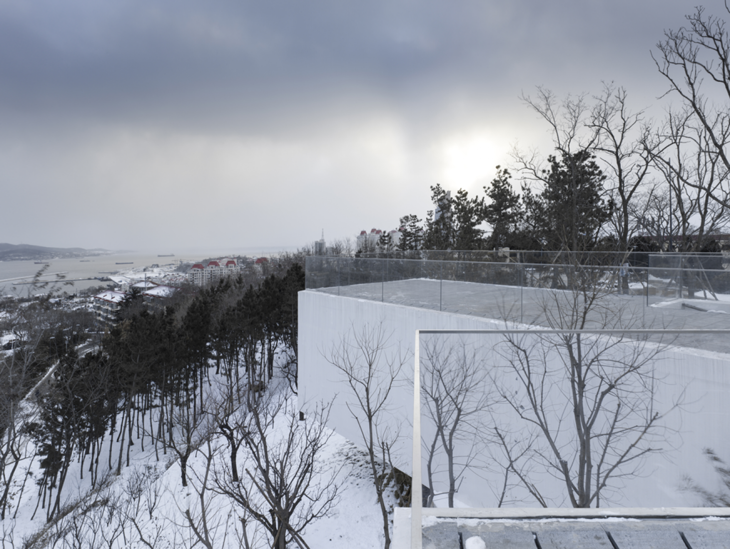 Viewing Pavilion on Hill. Trace Architecture Office | The Strength of ...