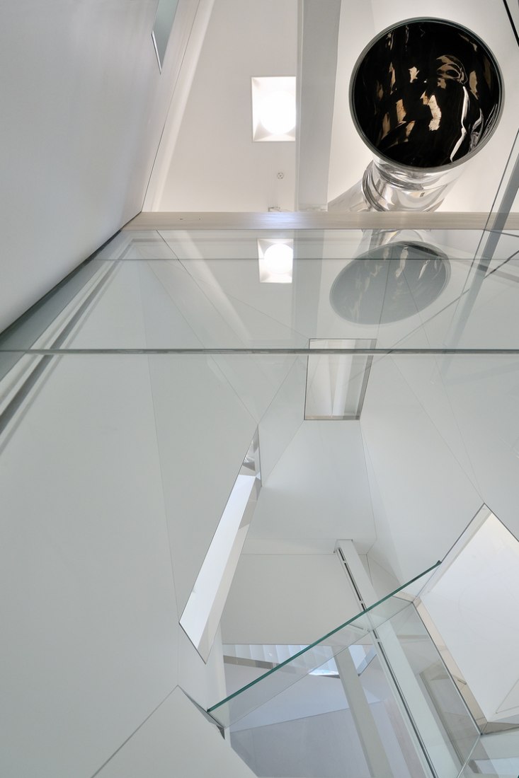SKYHOUSE by David Hotson | The Strength of Architecture | From 1998