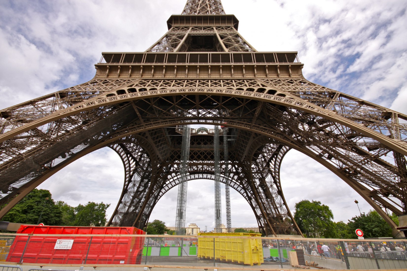 EIFFEL TOWER. New facilities on the 1st floor. | The Strength of ...