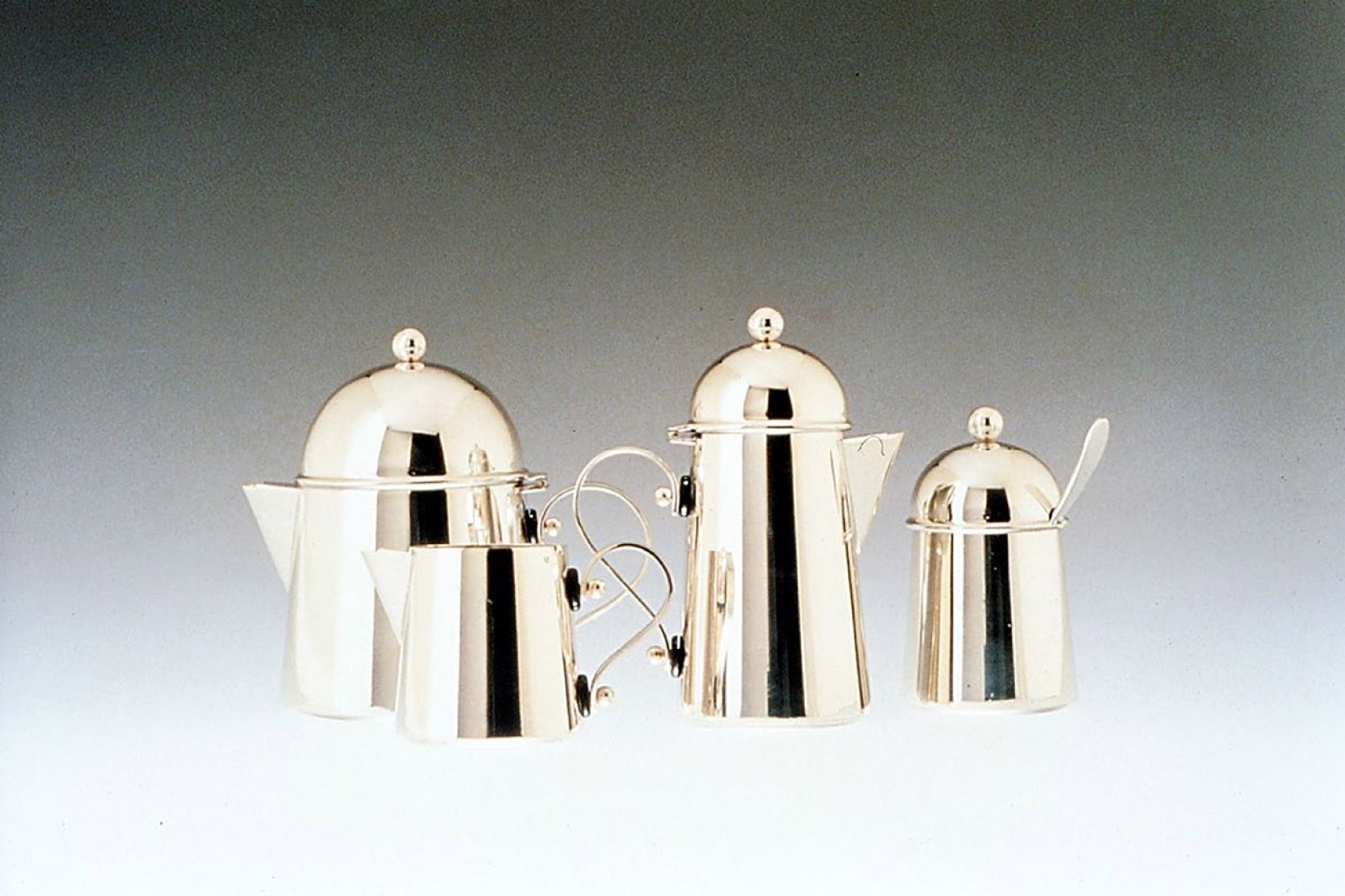 Design Is One Mostrará El Trabajo De Los Vignelli Sobre Arquitectura Y Más Desde 1998