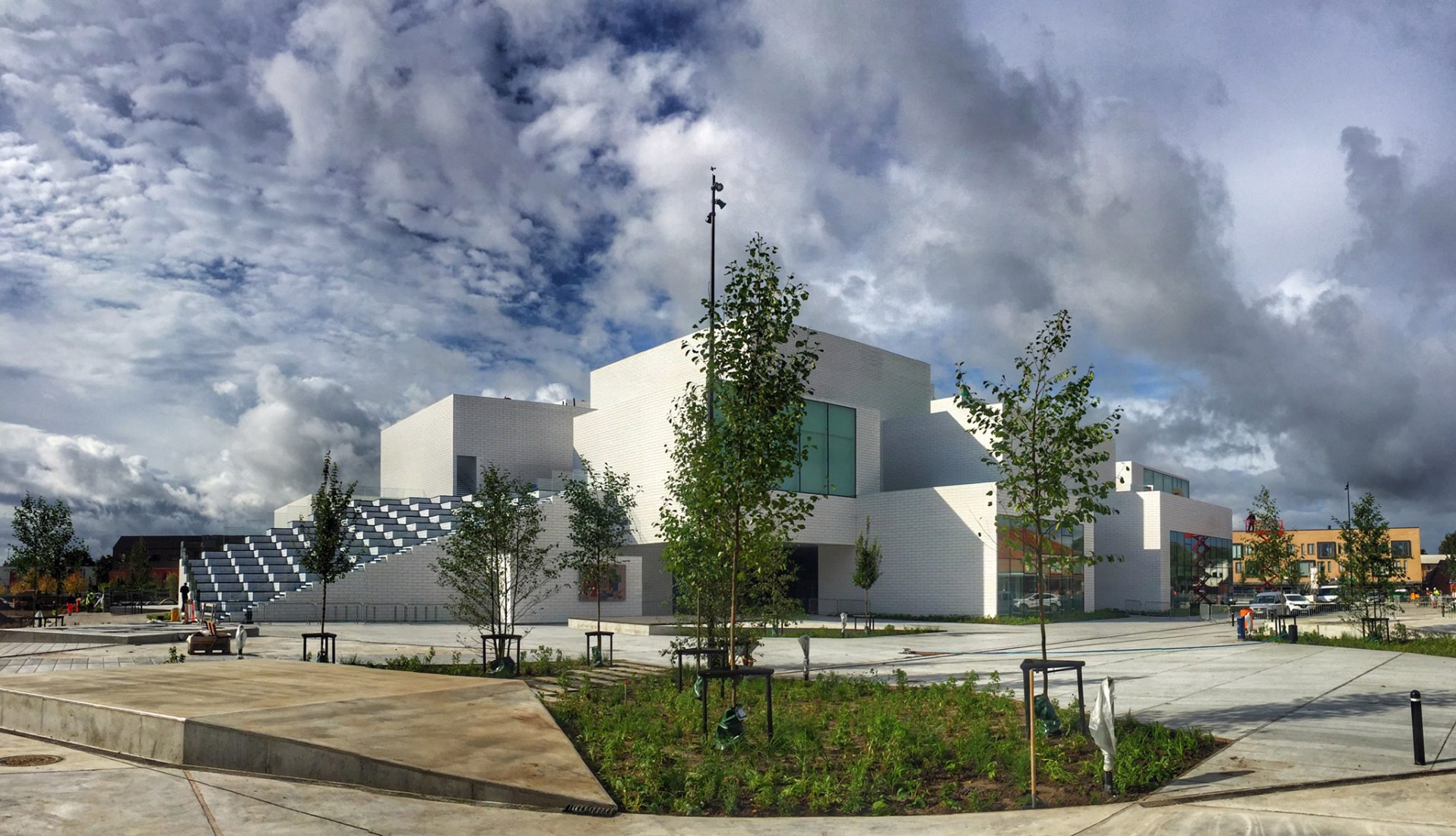 La recien inaugurada LEGO House de BIG se presentada como un homenaje ...