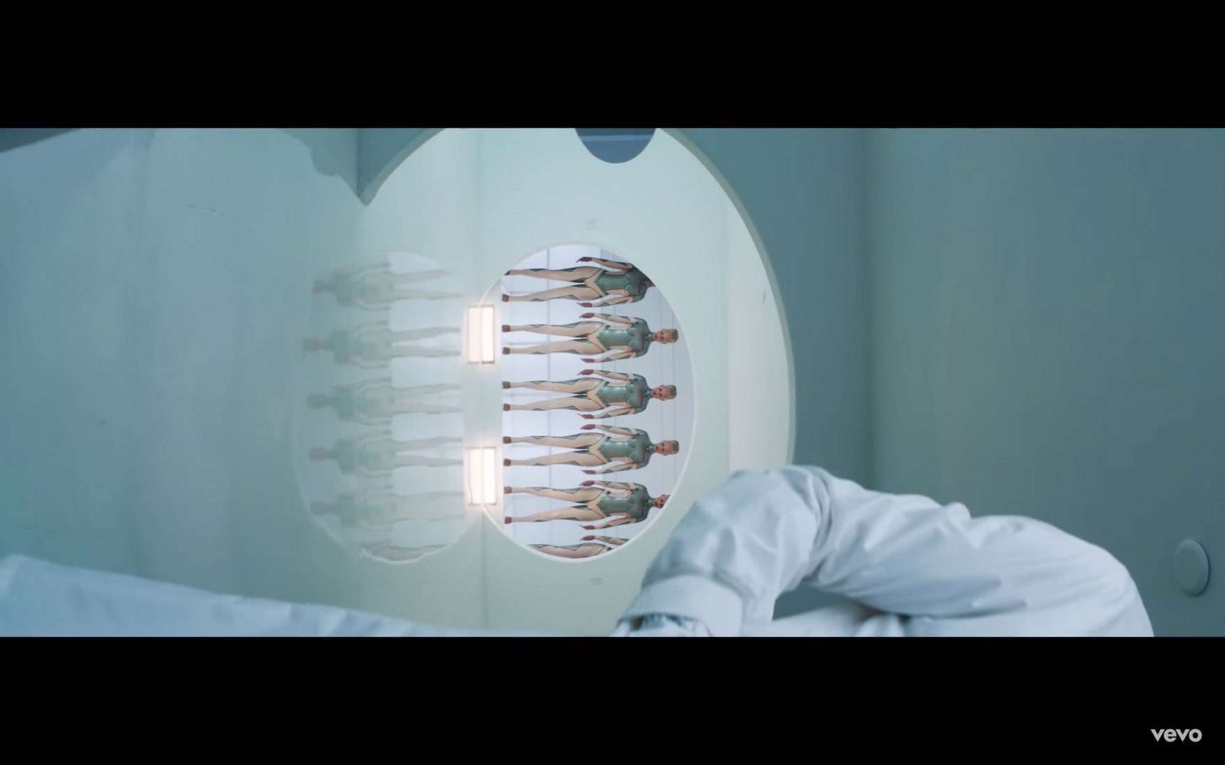 365 - by Zedd and Katy Perry | The Strength of Architecture | From 1998