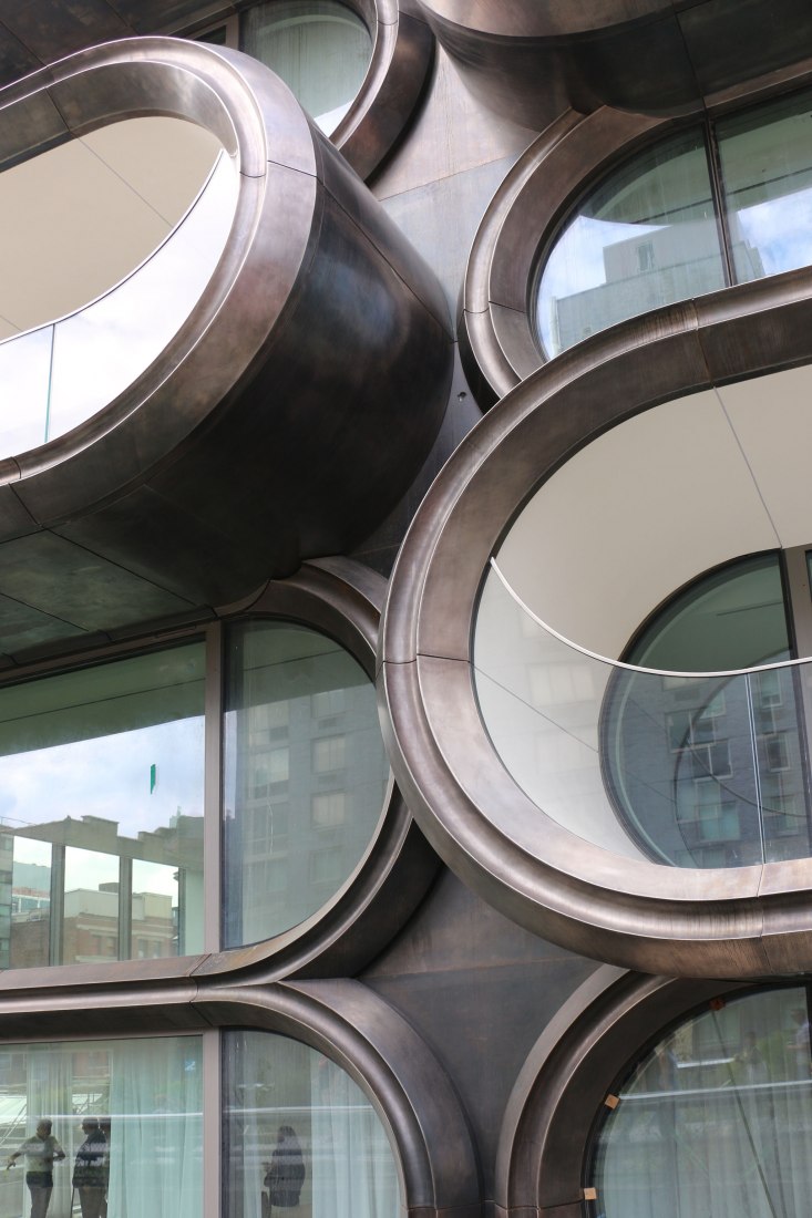 Completed, Zaha Hadid Architects' 520 West 28th building in Chelsea ...