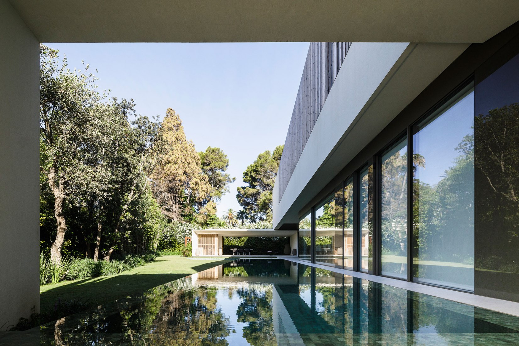 House and pool on the Costa del Sol. Villa Guadalmina by 969 ...