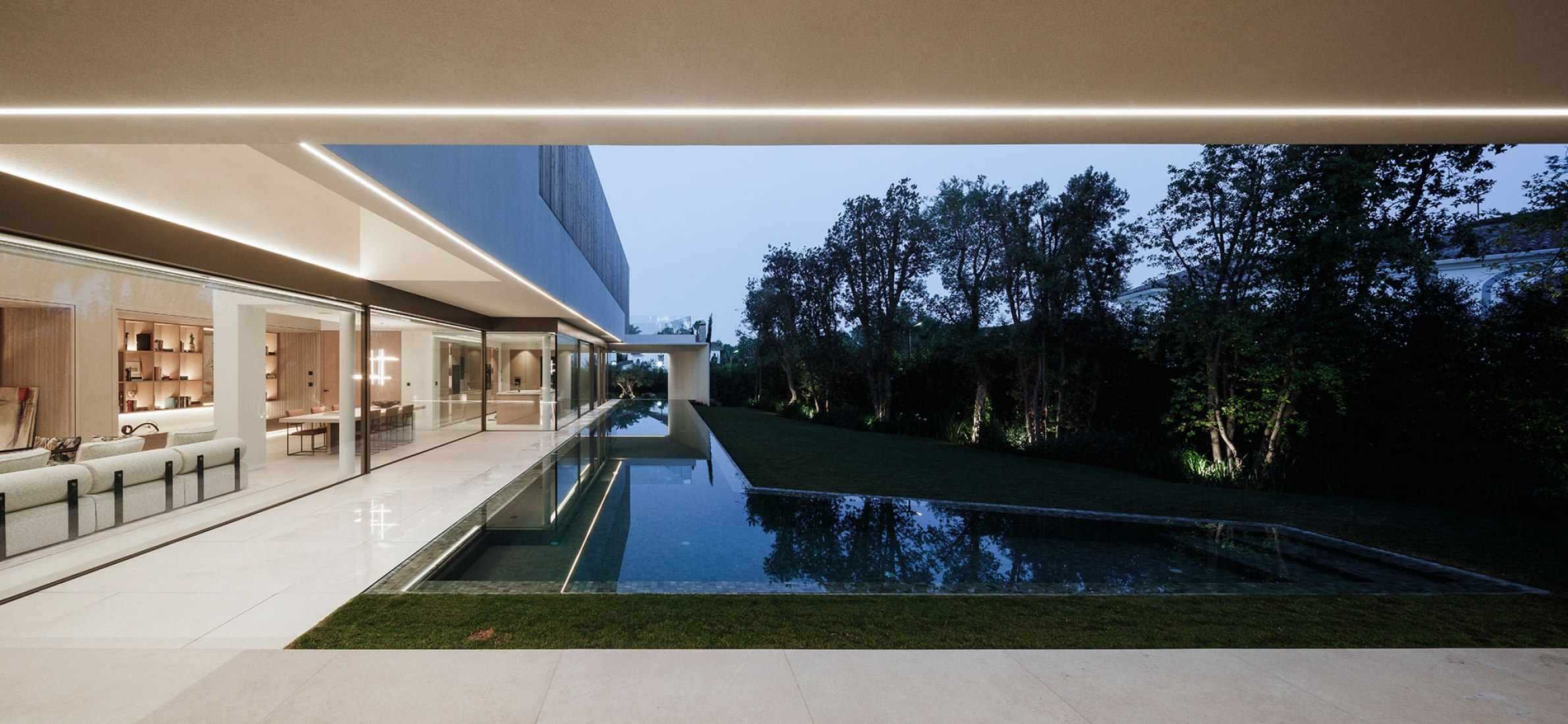 House and pool on the Costa del Sol. Villa Guadalmina by 969 ...