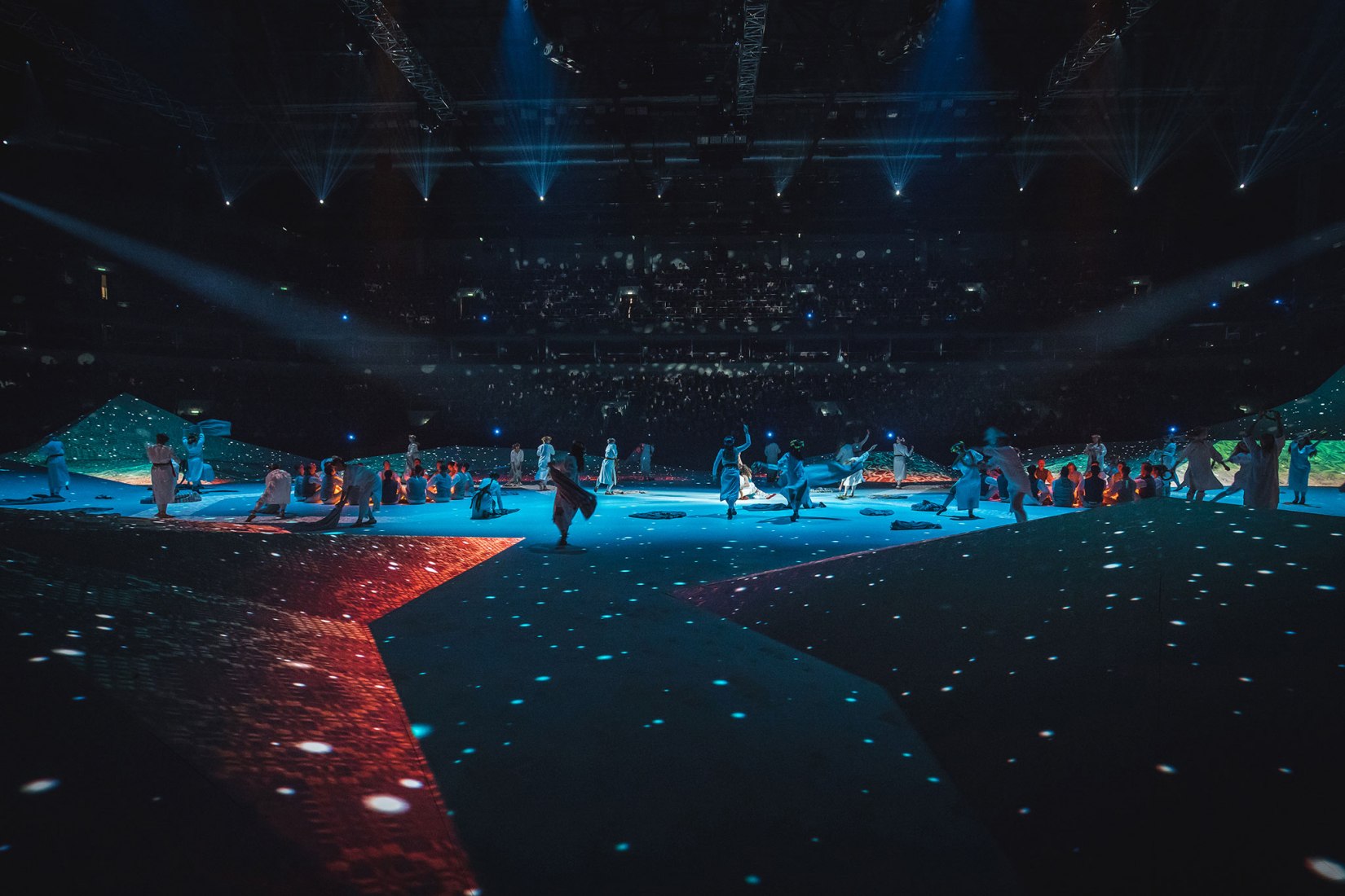 The flag as a platform. Multimedia dance performance Both Sides by DJA ...