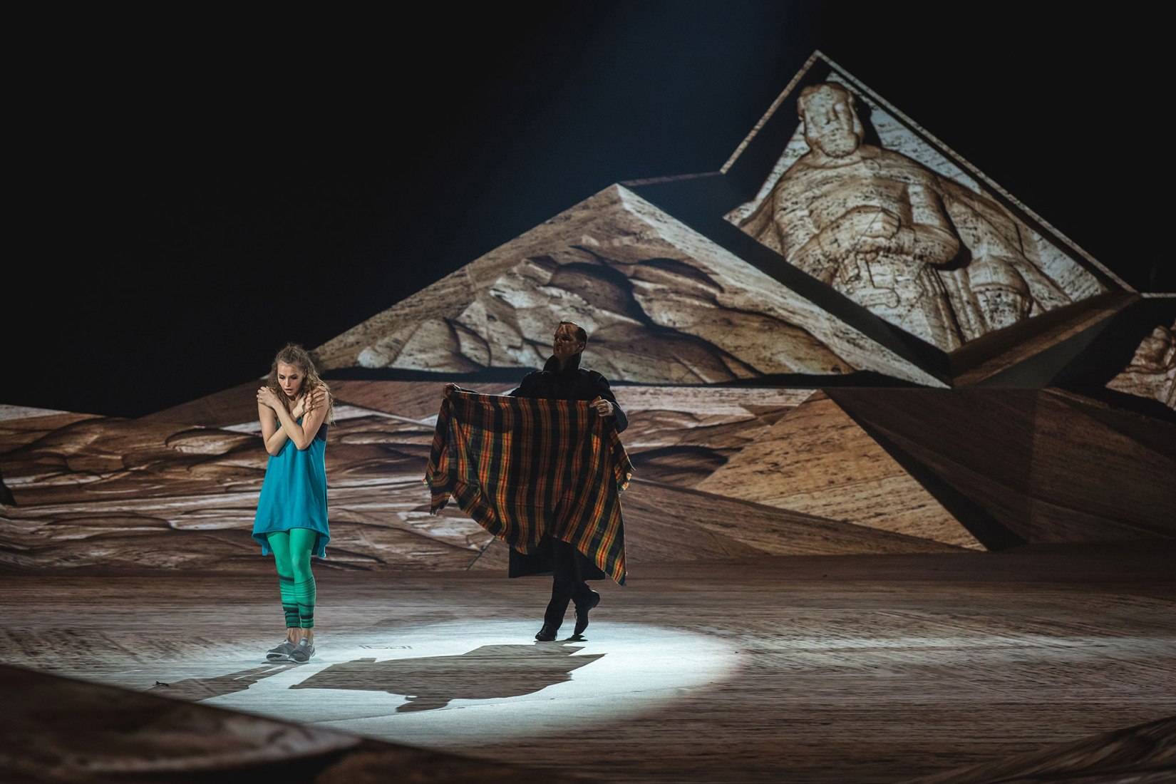 The flag as a platform. Multimedia dance performance Both Sides by DJA ...