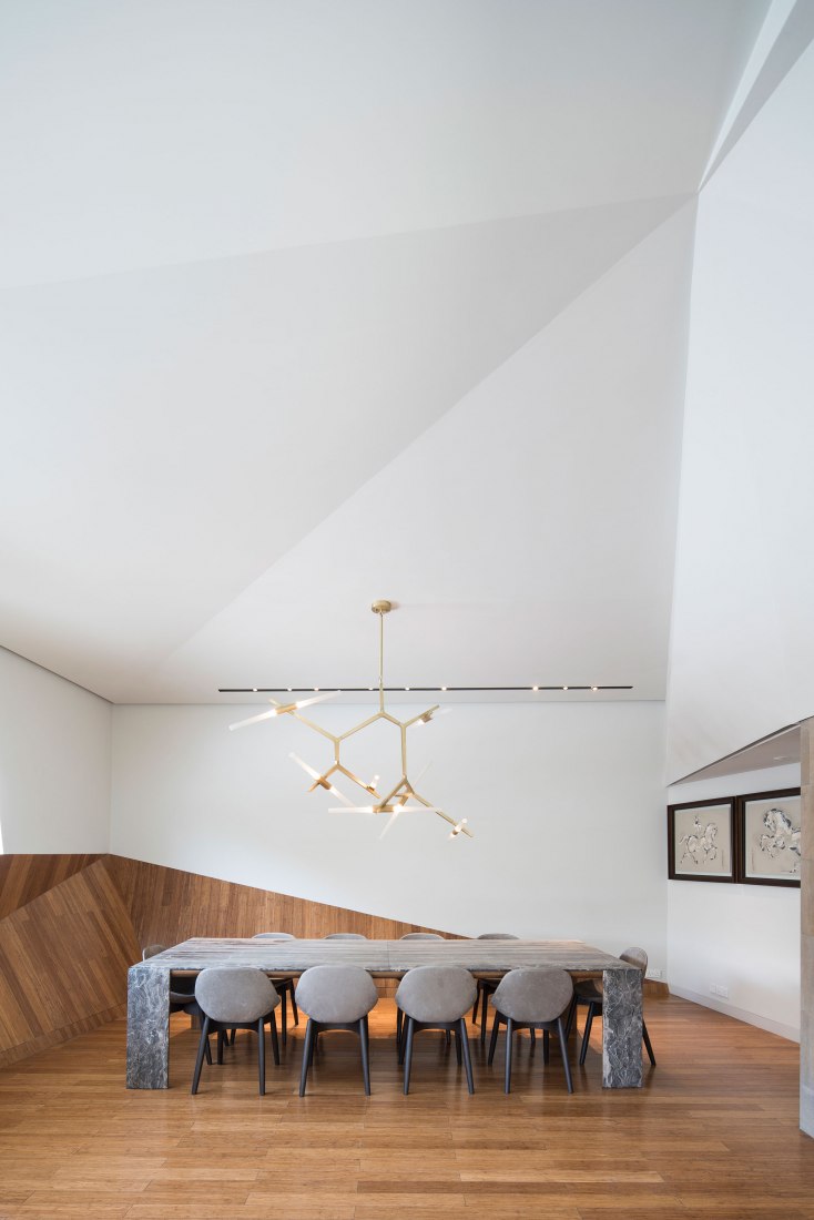 A house vs rock. Rock House by AGi Architects | The Strength of ...